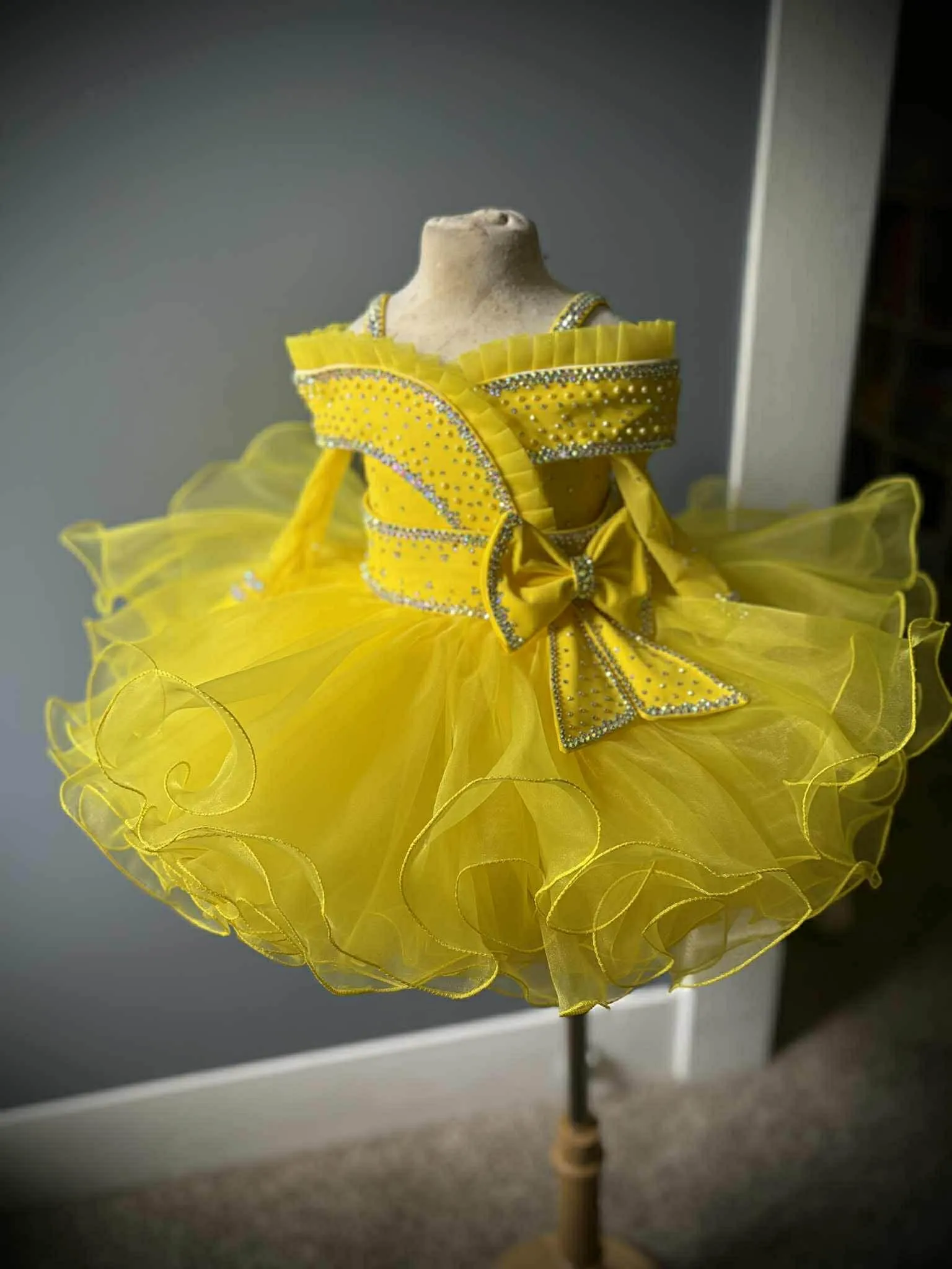 18/3 Miss Ellz Spider Man OOC- Gracee Morris | Blakely's Closet Pageant ...